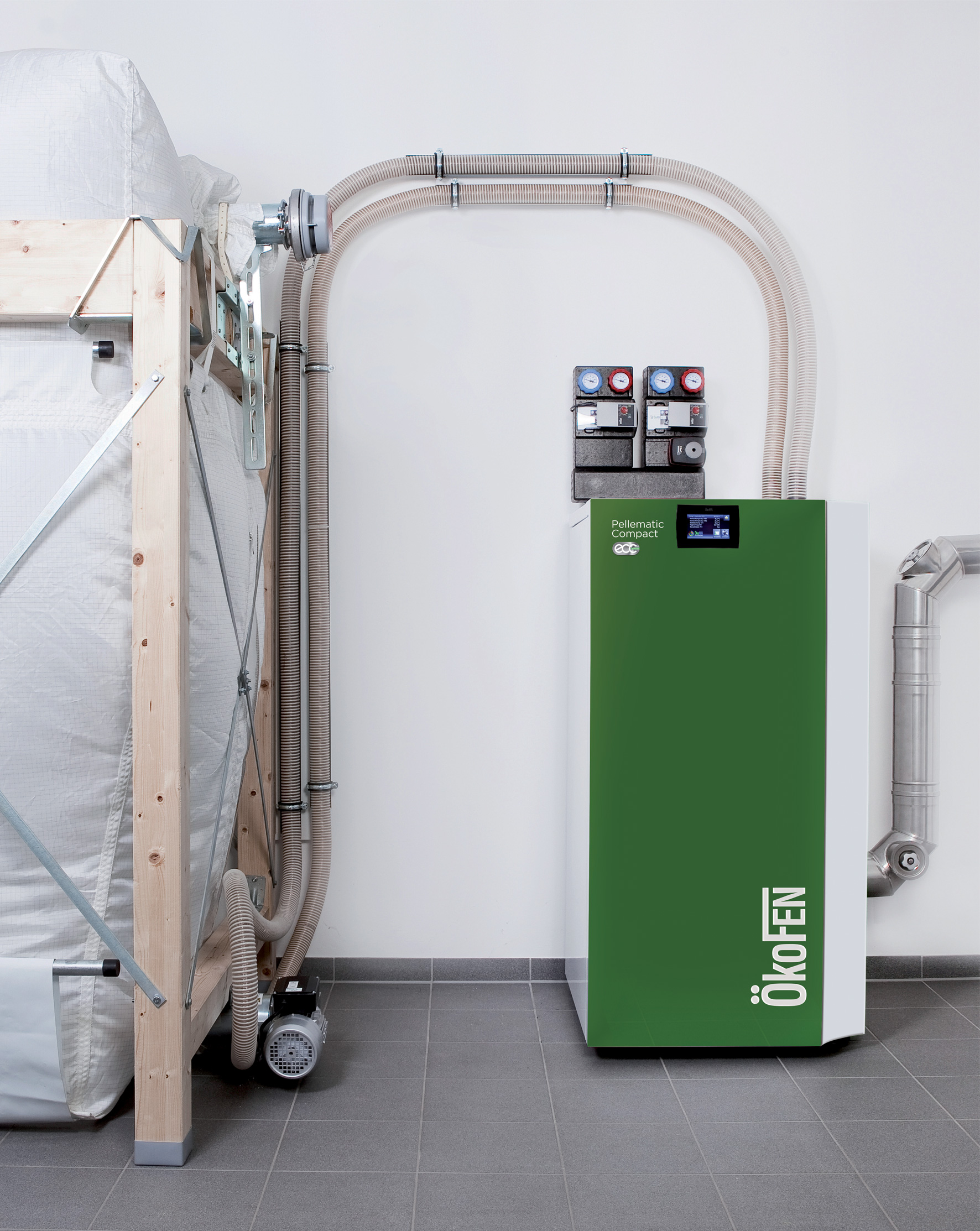 Pellet boiler: Pellematic Compact (10–16 kW) » ÖkoFEN